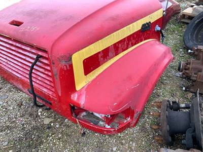 1998 International 2023778C1 Hood for a International 4900 For Sale ...