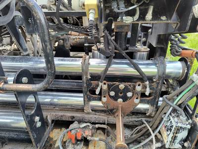 2010 Roadtec RP195 Asphalt Paver For Sale, 7,000 Hours | Van Buren ...