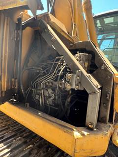 2007 John Deere 225C LC Excavator - Bucket For Sale - Wayne, MI ...