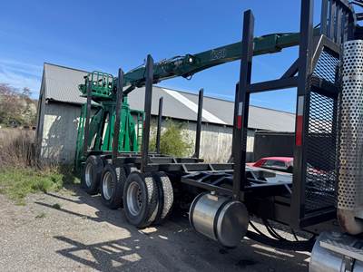 2009 Kenworth T800 Logging Truck - Lemco 1250 Loader For Sale - Van ...