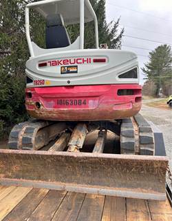 2015 Takeuchi TB260 Mini Excavator - Bucket & Thumb For Sale, 3,800 ...