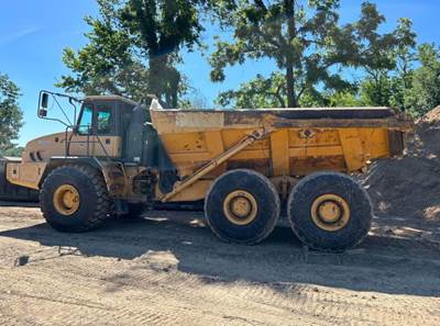 2004 John Deere 400D Off-Highway Truck For Sale, 17,740 Hours ...