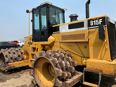 2004 Caterpillar 815F Padfoot Roller Compactor For Sale, 12,660 Hours ...