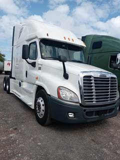 Used Semi Trucks For Sale (with Sleepers) | MyLittleSalesman.com