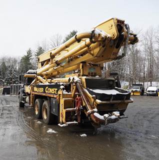 2006 Mack Granite Pump Hoist Truck - Putzmeister 32 Concrete Pump with ...