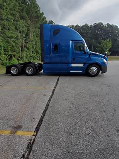 Used Semi Trucks For Sale (with Sleepers) | MyLittleSalesman.com