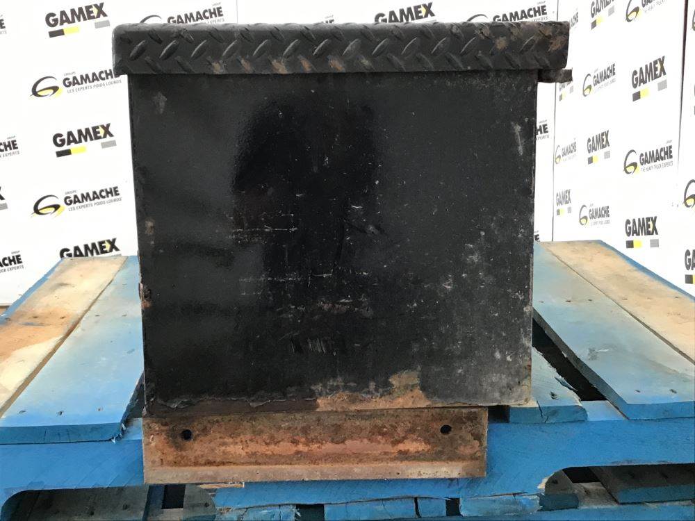 Mack Battery Box for a 2020 Mack GR64B For Sale | Île-Aux-Noix, QC ...