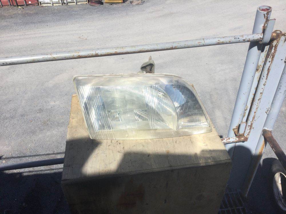 Volvo VNL Headlight Assembly For Sale | Île-Aux-Noix, QC, Canada | P/N ...