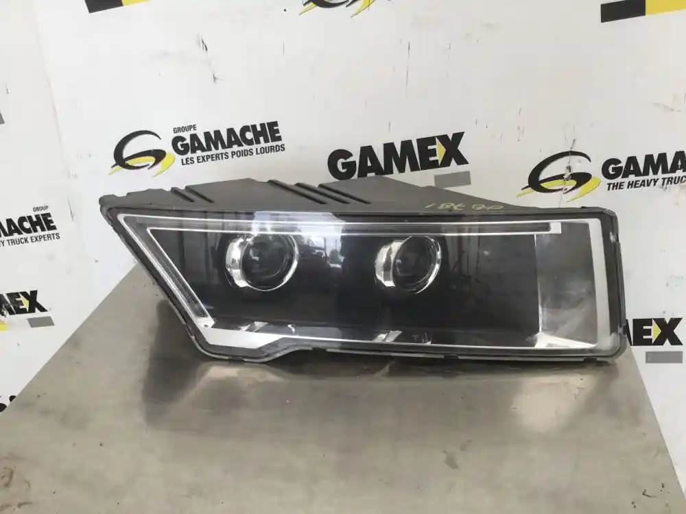 Western Star Headlight Assembly for a 2019 Western Star 5700XE For Sale ...