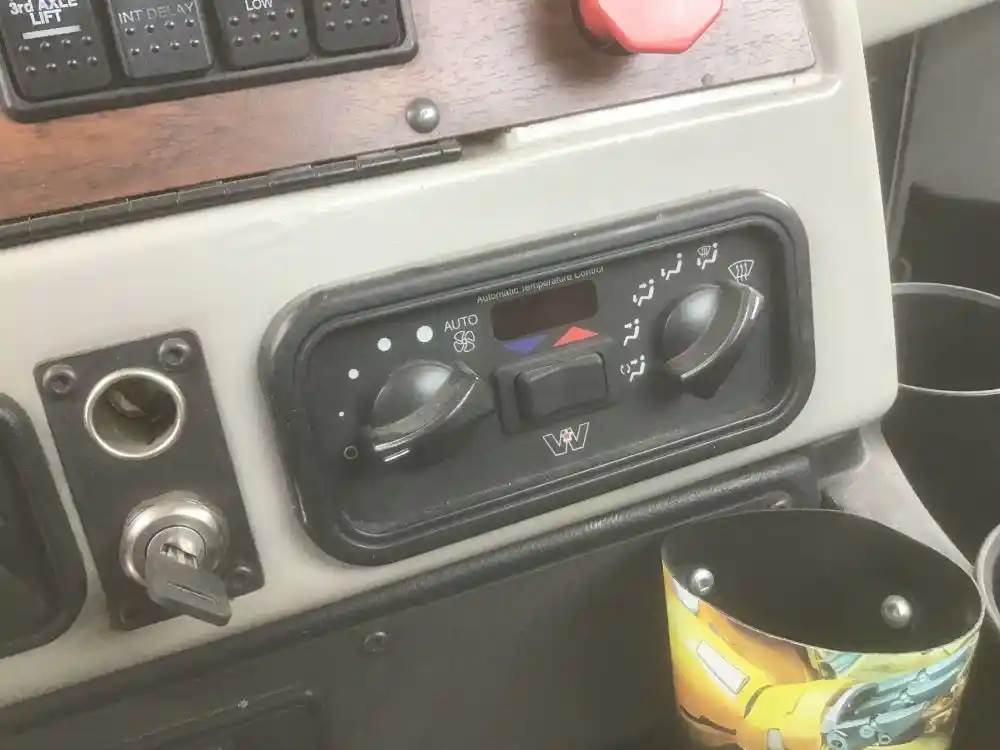 Western Star Heater / AC Temp Control for a 2014 Western Star 4900SD ...