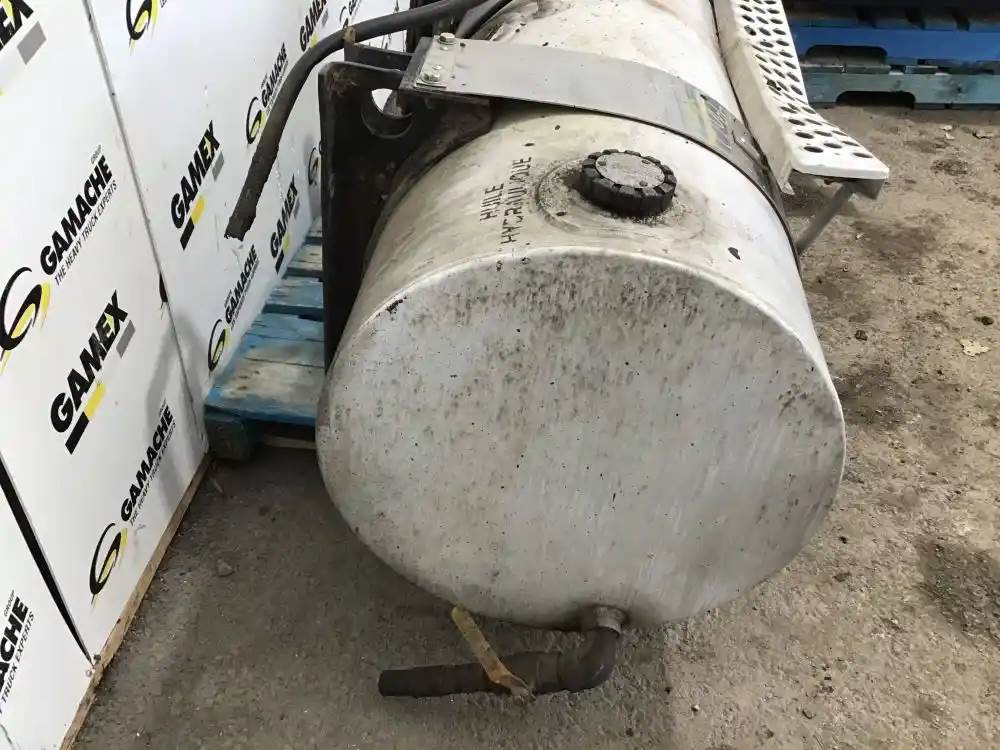 1999 Kenworth W900 Hydraulic Tank For Sale | Île-Aux-Noix, QC, Canada ...