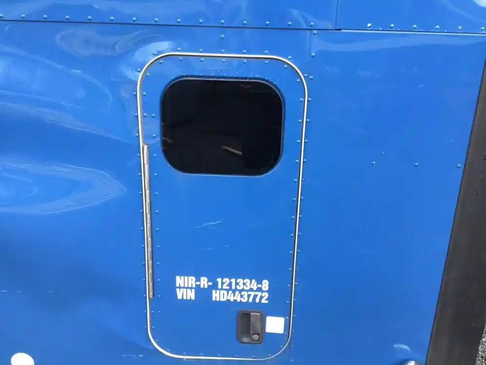 2017 Peterbilt 579 Sleeper Part For Sale | Île-Aux-Noix, QC, Canada ...