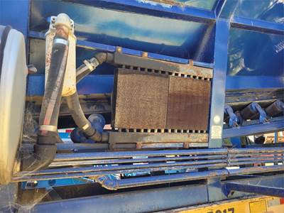 2003 CanAmerican SOIL KING XL19 Stone Slinger / Spreader Truck Body For ...