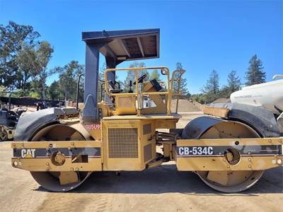 2001 Caterpillar CB-534C Smooth Drum Roller Compactor For Sale, 1,599 ...