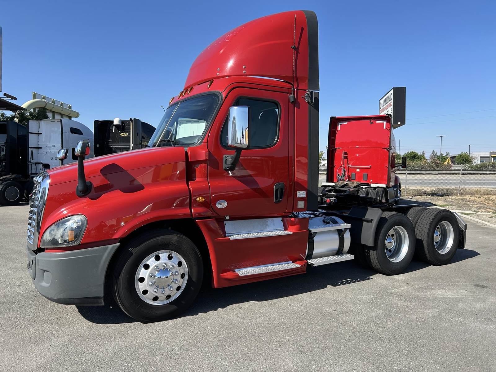 2020 Freightliner Cascadia 125 Day Cab Truck - Detroit 450HP, 10 Speed ...