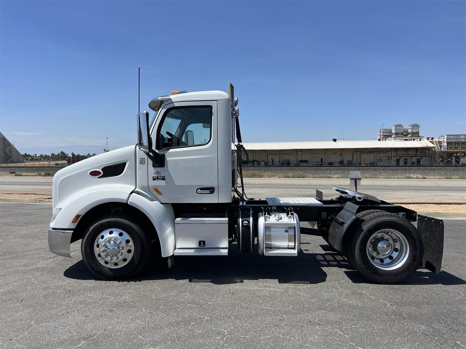 2021 Peterbilt 579 Single Axle Day Cab Truck - Paccar 430HP, 12 Speed ...