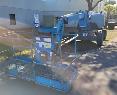 2016 Genie Z62/40 Articulating Boom Lift - 67' working height, 40 ...