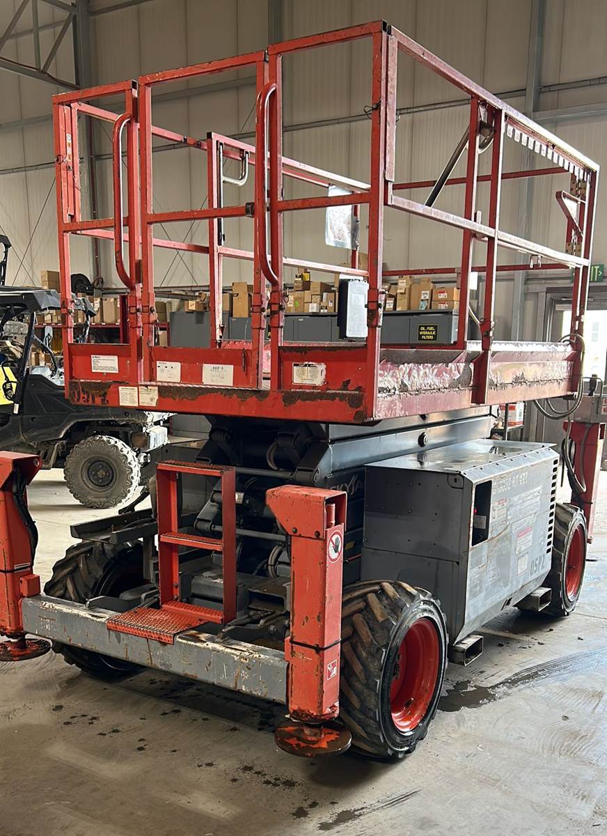 2014 Skyjack SJ6832RT Scissor Lift For Sale, 1,350 Hours | Windsor, ON ...