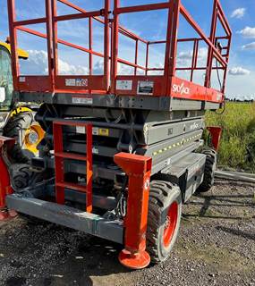 2008 Skyjack SJ7127RT Scissor Lift - Outriggers, Recently painted For Sale, 3,107 Hours ...