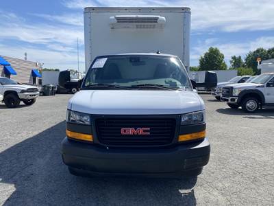 2024 GMC Savana G3500 16 ft Refrigerated Truck - Automatic, Thermo King ...