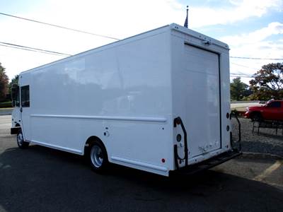 2015 Freightliner M Line Walk-in Van 20 FOOT STEP VAN ** 97K MI ** 20 ...