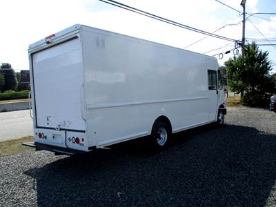 2015 Ford Stripped Chassis 16' STEP VAN ,, CNG FUEL ,, COLD BOX ...