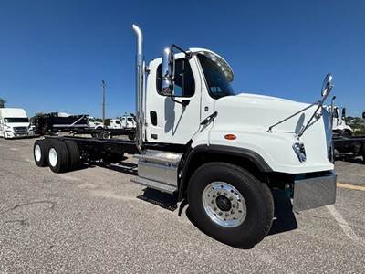 2026 Freightliner 114SD Tandem Axle Cab & Chassis Truck - Detroit ...