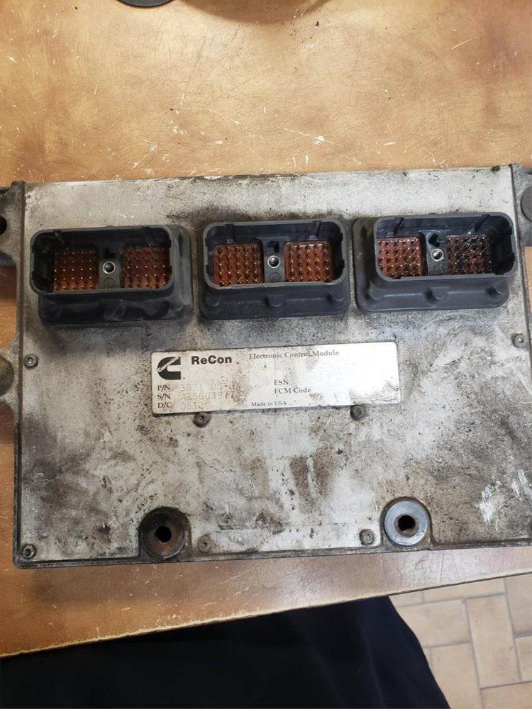 Cummins ISM Engine Control Module (ECM) For Sale | Ste-Julie, QC ...