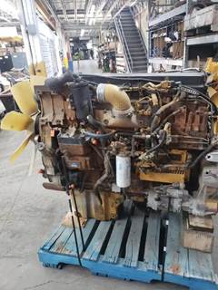 Caterpillar Engine for a 2011 Peterbilt 386 For Sale | Ste-Julie, QC ...