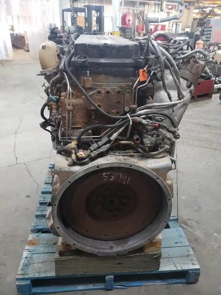 Caterpillar Engine for a 2011 Peterbilt 386 For Sale | Ste-Julie, QC ...
