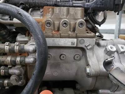 Detroit DD8 Engine for a 2020 Freightliner M2 106 For Sale | Ste-Julie ...