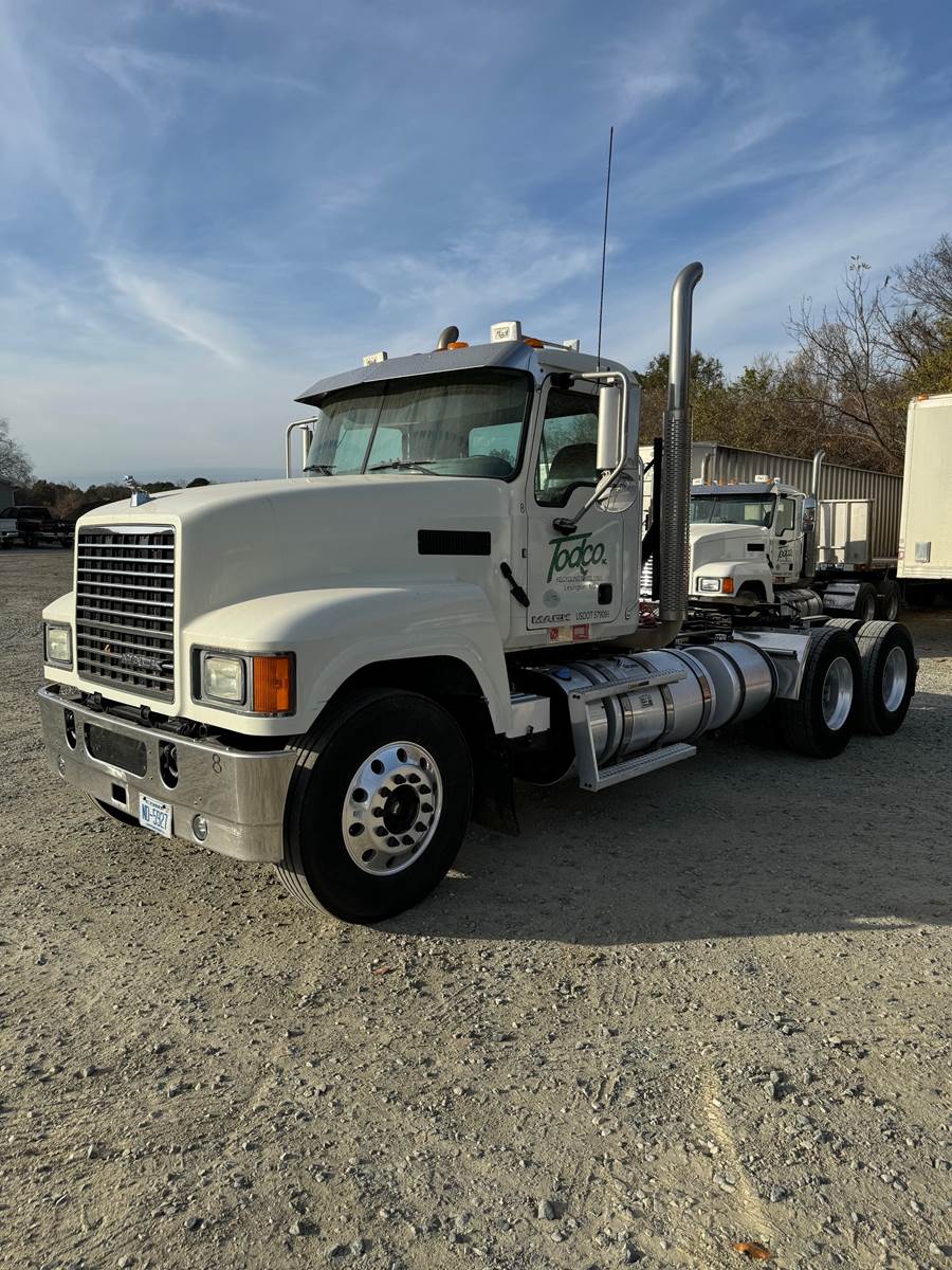 2016 Mack CHU613 Day Cab Truck For Sale, 493,742 Miles | Lexington, NC ...