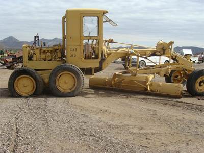 Caterpillar 212 Motor Grader Being Dismantled | Buckeye, AZ | 11668497 ...