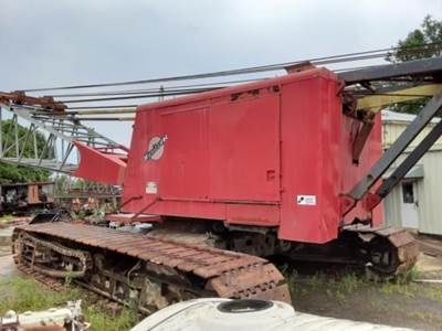 1988 Manitowoc 4100W II VICON Crawler Crane For Sale | Waterloo, IL ...
