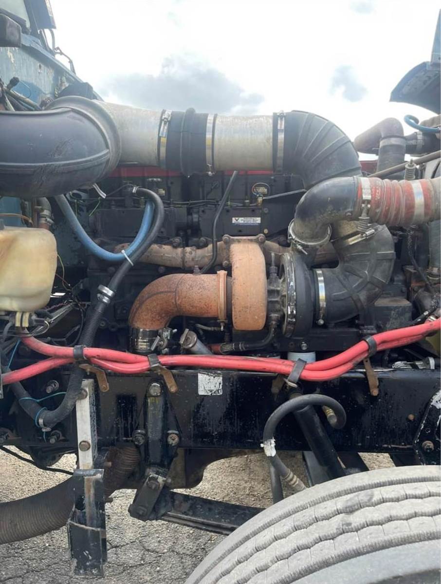 1996 Peterbilt 379 Day Cab Truck - N14 Red Top Overhaul - 13 Speed ...