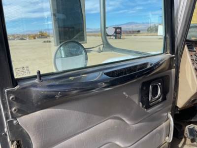2005 Peterbilt 335 Mechanic / Service Truck For Sale, 10,700 Hours ...