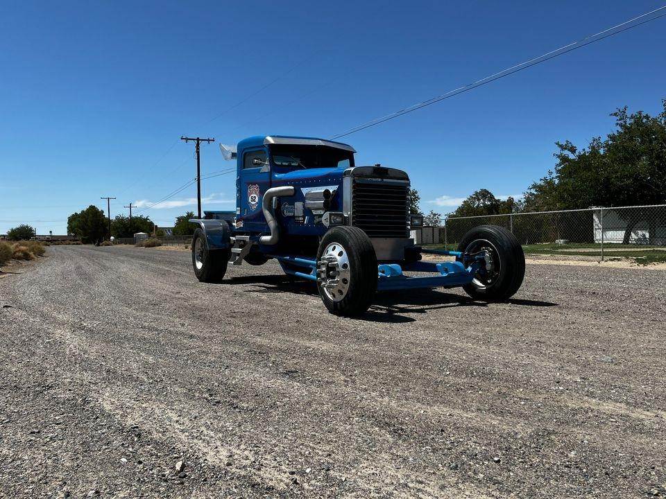 1975 Peterbilt 359 Single Axle Truck - Cummins, 350HP, 13 Speed Manual ...