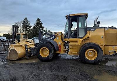 2022 John Deere 624P Wheel Loader - Bucket / Forks For Sale, 4,615 ...