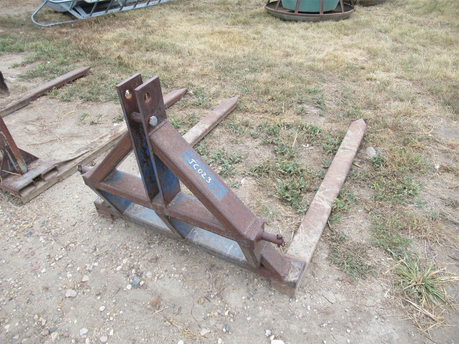 Homemade 3 POINT BALE FORKS Bale Spear For Sale | Yankton, SD | JC023 ...