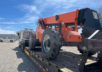 2018 SkyTrak 6042 Telehandler - 6000lb Capacity, 42ft Lift Height For ...