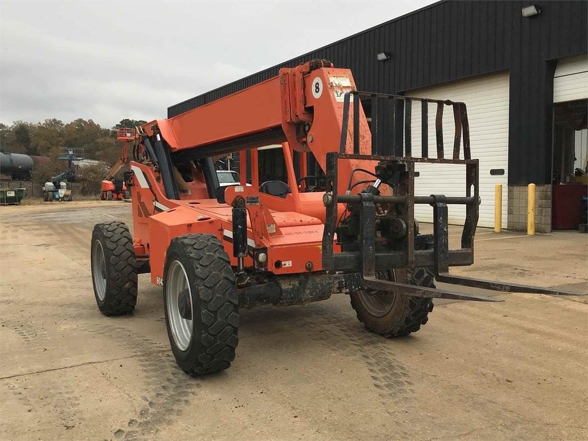 2013 SkyTrak 8042 Telehandler - 8000lb Capacity, 42ft Lift Height For ...