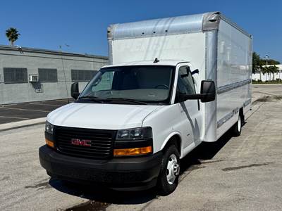 2021 GMC SAVANA G3500 CUTAWAY CUBE TRUCK, 16' BODY, WALK-UP RAMP, 94K ...