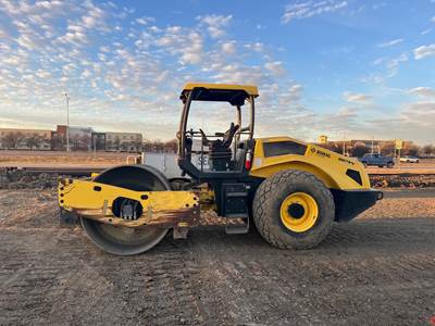 2018 BOMAG BW211D-5 Smooth Drum Roller Compactor For Sale, 2,072 Hours ...
