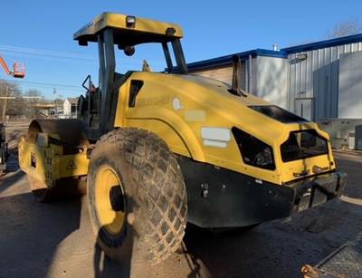 2015 BOMAG BW211D-50 Smooth Drum Roller Compactor For Sale, 2,472 Hours ...