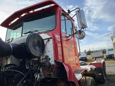 International Paystar 5000 Cab Assembly for a 1997 International 5000 ...