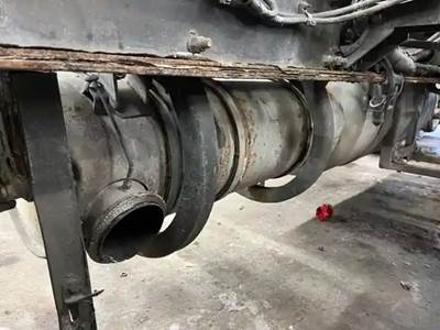 2010 Peterbilt DPF Filter For Sale | Beauceville, QC, Canada | C0001-SA ...