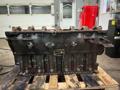 Mack E7 Engine Block / Cylinder Block For Sale | Beauceville, QC ...