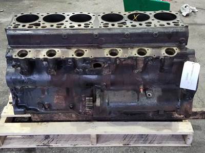 Mack E7 Engine Block / Cylinder Block For Sale | Beauceville, QC ...