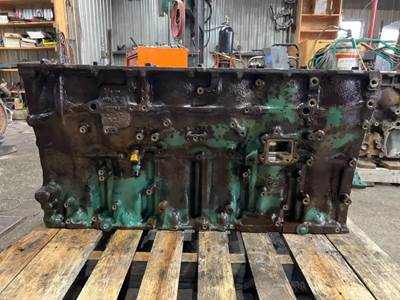 Volvo D13 Engine Block / Cylinder Block For Sale | Beauceville, QC ...