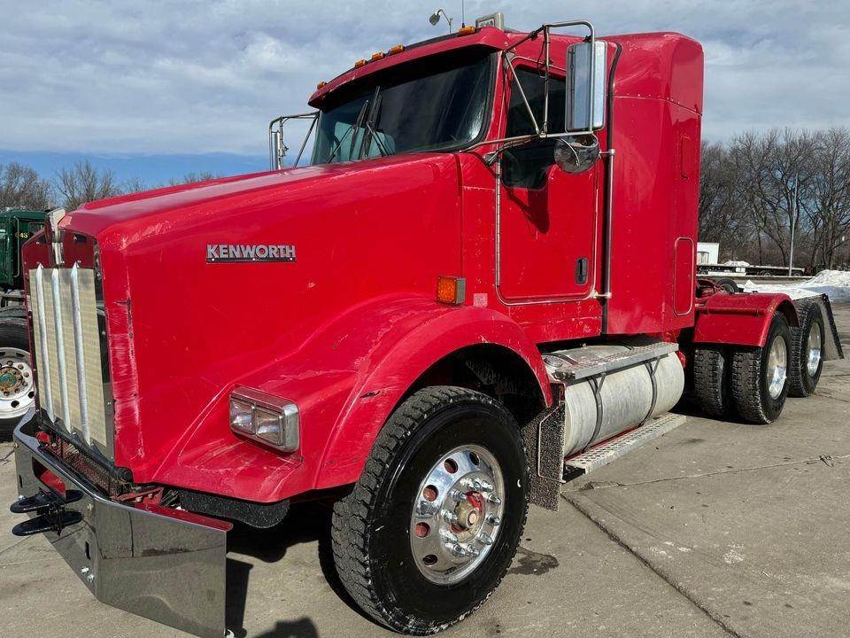 2011 Kenworth T800 Sleeper Semi Truck - 36" Flat Top Sleeper ...